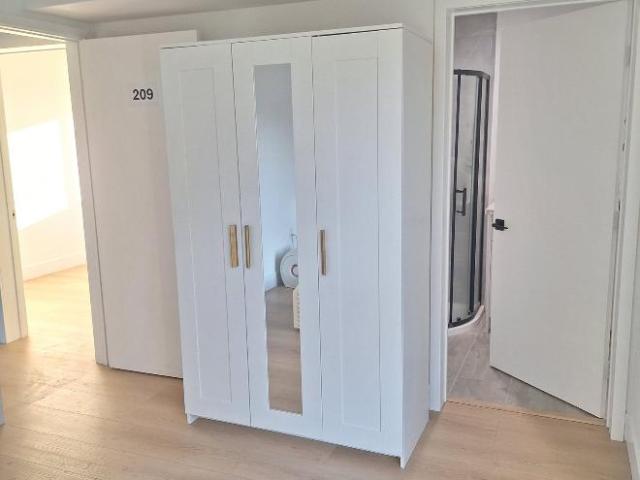 1 Br, 1 bath, Condo 1438 W 37th Drive