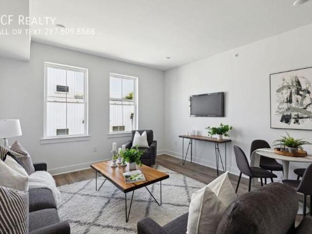 1 Br, 1 bath, Condo 1439 Federal Street