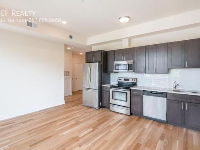1 Br, 1 bath, Condo 1430 South Street