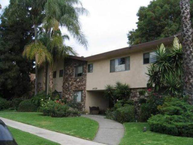 1 Br, 1 bath, Condo 14329 Chandler Blv