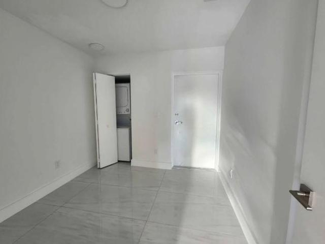 1 Br, 1 bath, Condo 14403 Booker T Washington Blvd