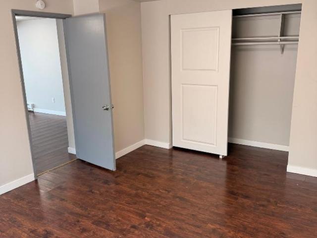 1 Br, 1 bath, Condo 14409 8th Ave SW
