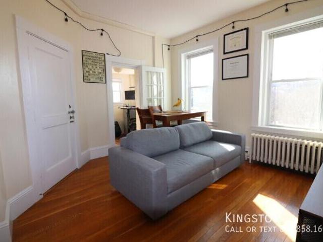 1 Br, 1 bath, Condo 1475 Beacon St