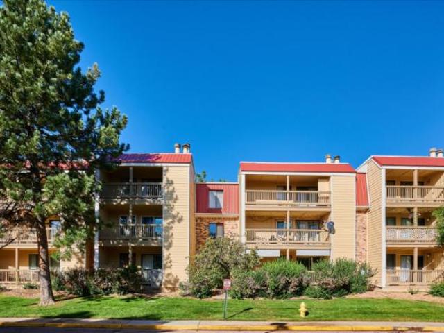 1 Br, 1 bath, Condo 14780 E Kentucky Dr