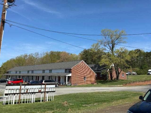 1 Br, 1 bath, Condo 147 Sprouses Corner Rd