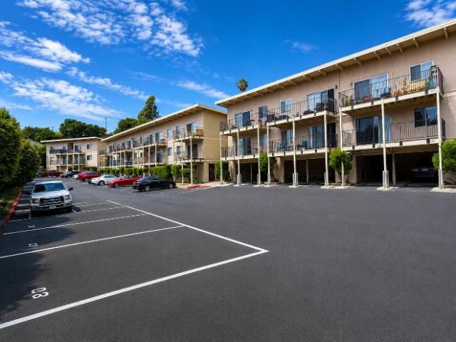 1 Br, 1 bath, Condo 149 Hilborn St