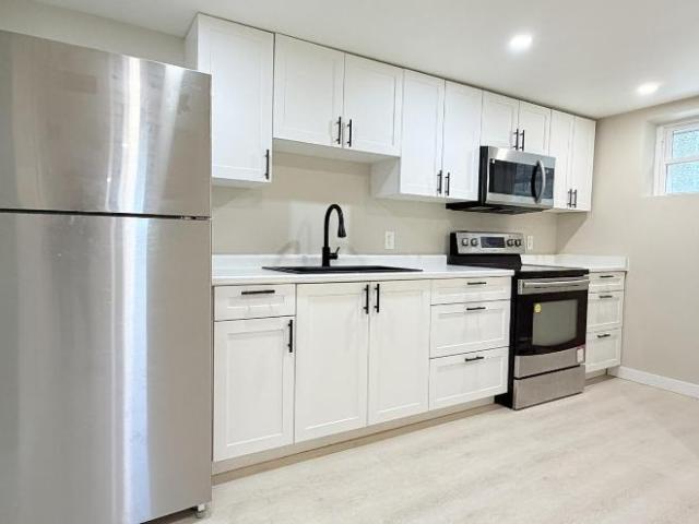 1 Br, 1 bath, Condo 149 Margaret St