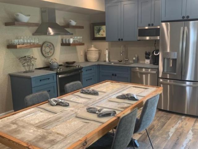 1 Br, 1 bath, Condo 14 Elizabeth St