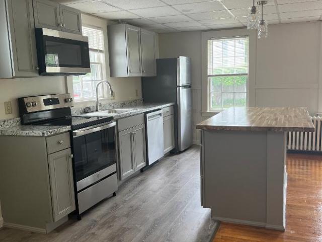 1 Br, 1 bath, Condo 14 Myrica Ave