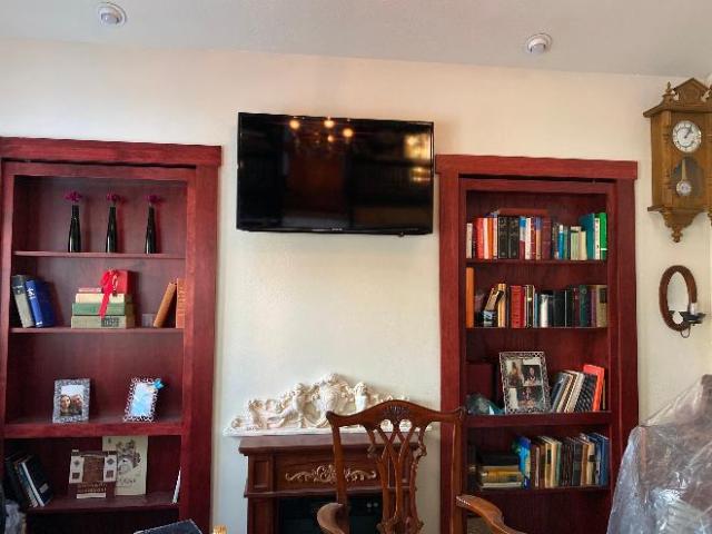 1 Br, 1 bath, Condo 15074 Woodard Rd B