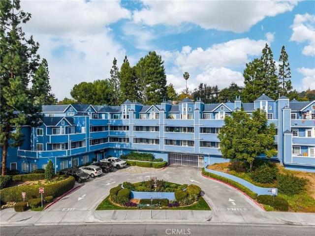 1 Br, 1 bath, Condo 1501 Brea Blvd