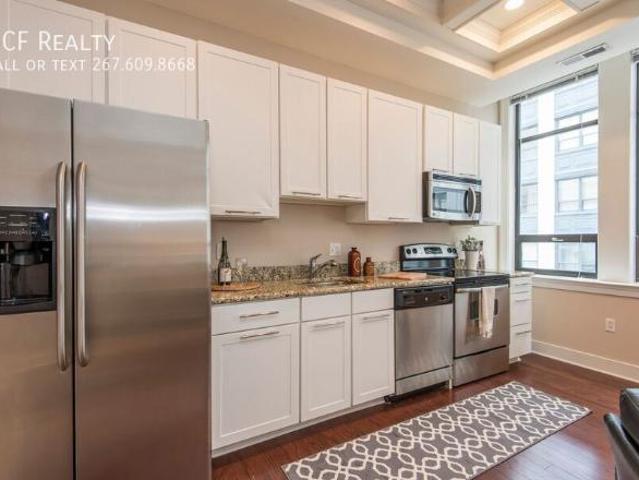 1 Br, 1 bath, Condo 1501 Locust St