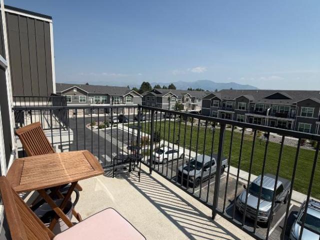 1 Br, 1 bath, Condo 150 S Stafford Ave