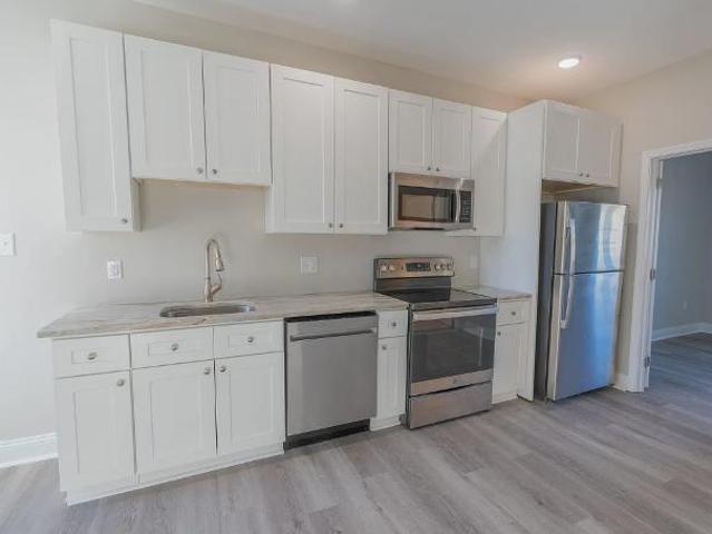 1 Br, 1 bath, Condo 1514 W Girard Ave