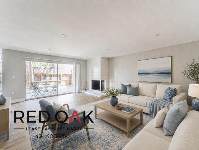 1 Br, 1 bath, Condo 15101 Magnolia Blvd