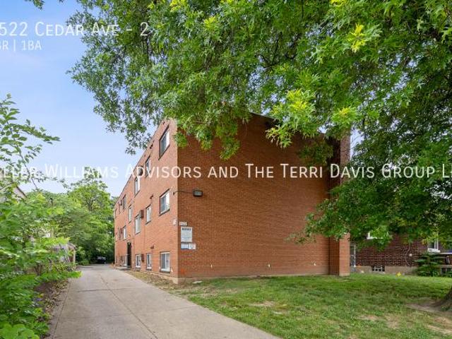1 Br, 1 bath, Condo 1522 Cedar Ave