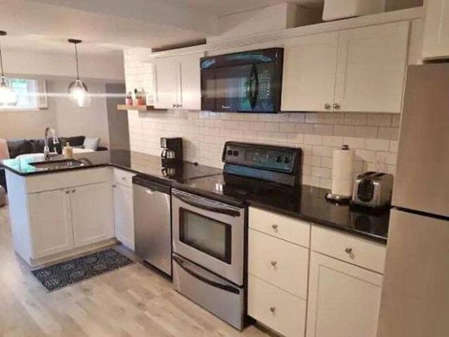 1 Br, 1 bath, Condo 152 Essex St