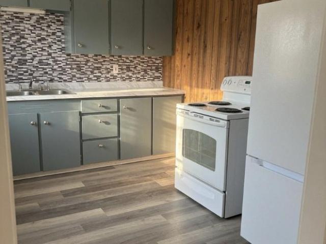 1 Br, 1 bath, Condo 152 Main St