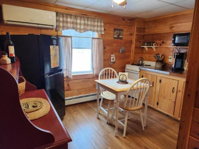 1 Br, 1 bath, Condo 1536 Broomstick Hill Road