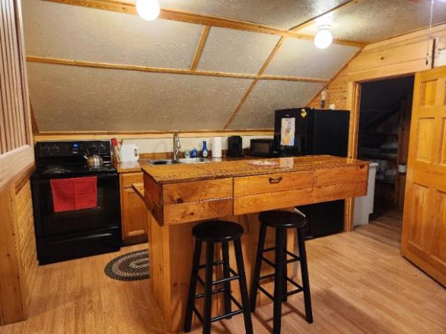 1 Br, 1 bath, Condo 1536 Broomstick Hill Road