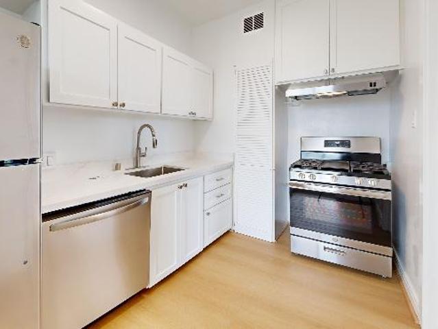 1 Br, 1 bath, Condo 1536 Great Hwy