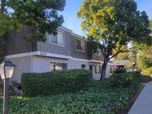 1 Br, 1 bath, Condo 1533 El Tigre Court