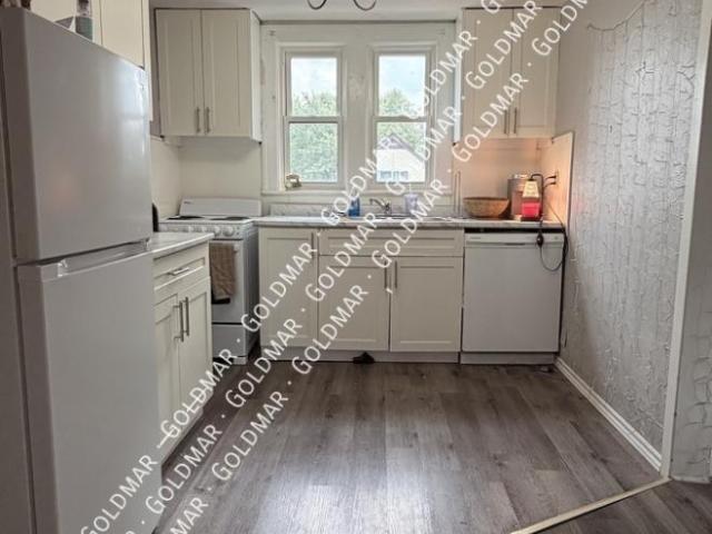1 Br, 1 bath, Condo 1578 Ellrose Avenue