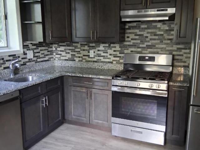 1 Br, 1 bath, Condo 158 Franklin St