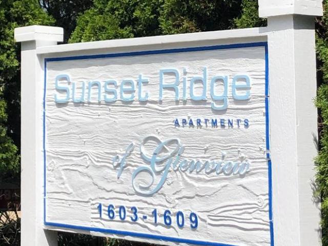 1 Br, 1 bath, Condo 1603 Waukegan