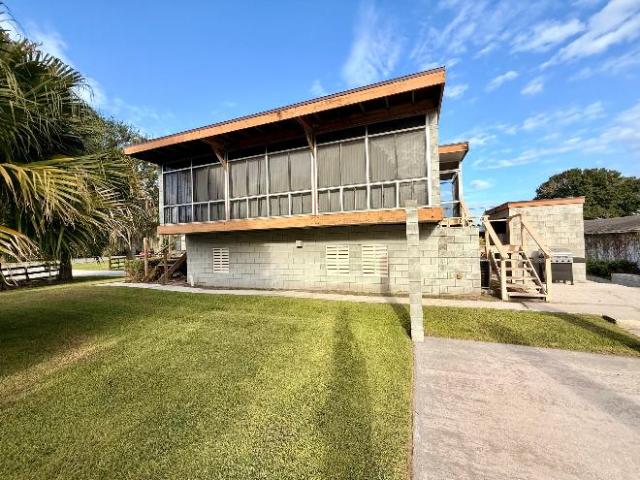1 Br, 1 bath, Condo 160 Lakeview Dr