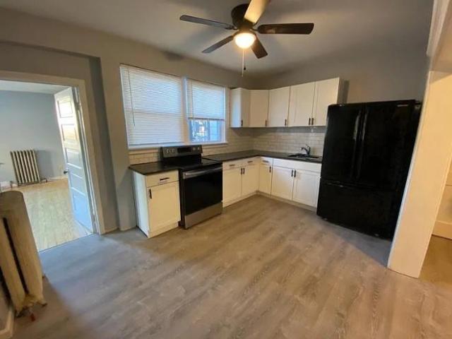 1 Br, 1 bath, Condo 1618 Maple St