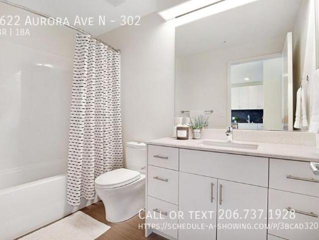 1 Br, 1 bath, Condo 1622 Aurora Ave N