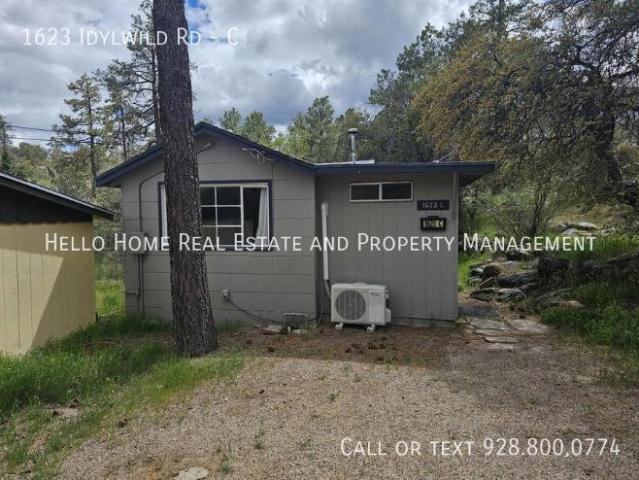 1 Br, 1 bath, Condo 1623 Idylwild Rd