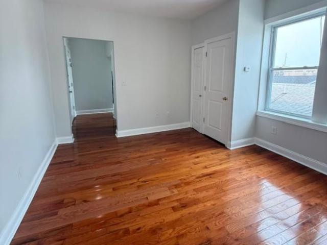 1 Br, 1 bath, Condo 162 Bergen