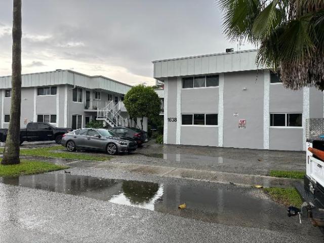 1 Br, 1 bath, Condo 1638 Dewey St