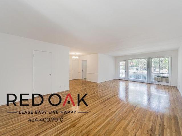 1 Br, 1 bath, Condo 1632 N Laurel Ave
