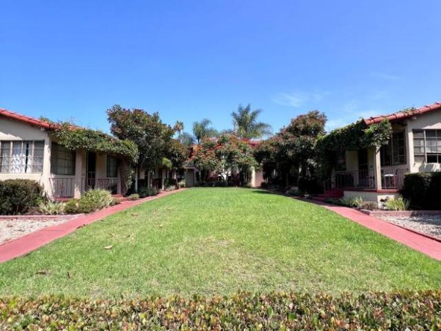 1 Br, 1 bath, Condo 1632 Diamond Street