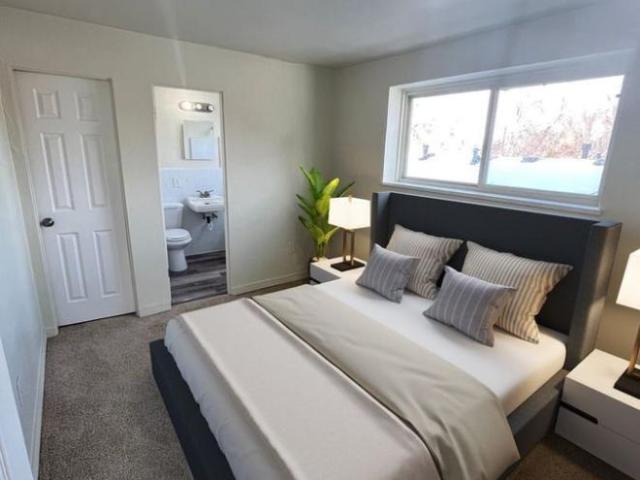 1 Br, 1 bath, Condo 1640 N Beeler Street