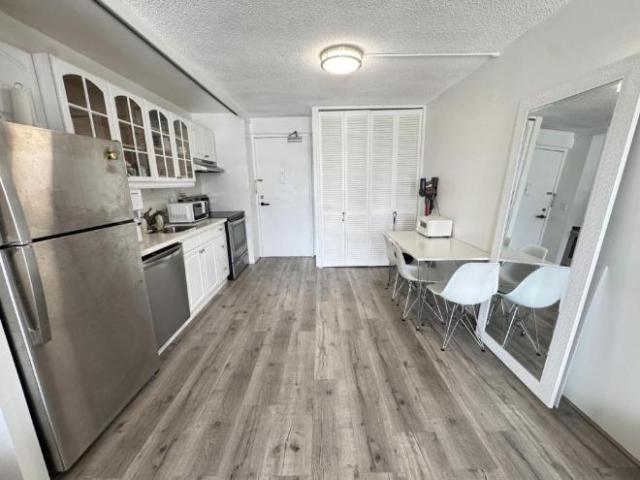 1 Br, 1 bath, Condo 1655 Makaloa St