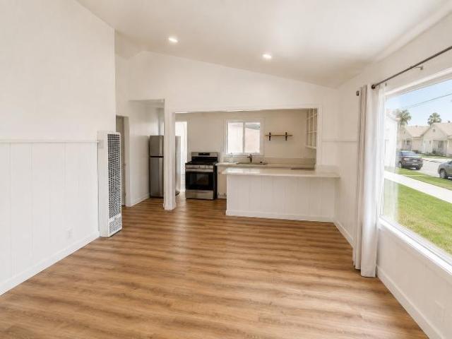 1 Br, 1 bath, Condo 16581 Pacific Coast Hwy