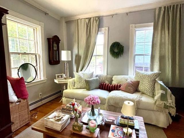 1 Br, 1 bath, Condo 16 Sheldon Street
