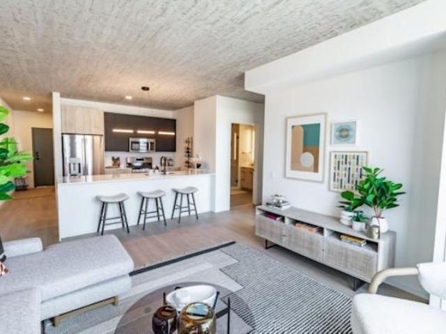1 Br, 1 bath, Condo 170 N Morgan St