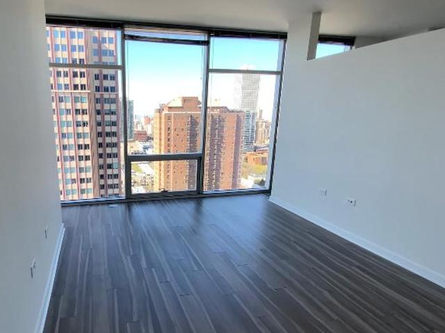 1 Br, 1 bath, Condo 170 W Chicago Ave