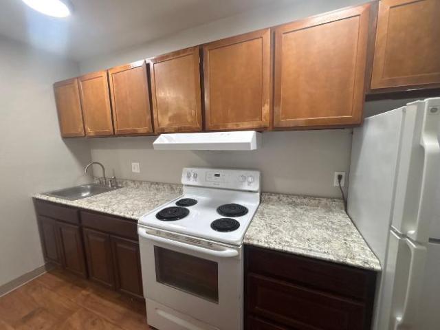 1 Br, 1 bath, Condo 1721 Clemson Drive