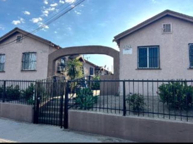 1 Br, 1 bath, Condo 1743 Sichel St