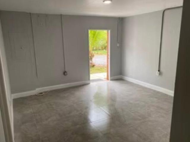 1 Br, 1 bath, Condo 17569 89th Pl N