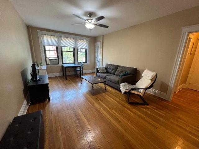 1 Br, 1 bath, Condo 1758 Commonwealth Ave
