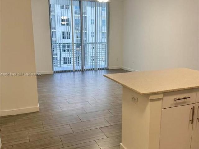 1 Br, 1 bath, Condo 1776 Polk St