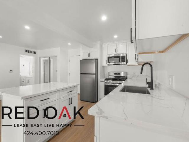 1 Br, 1 bath, Condo 17830 Sherman Way