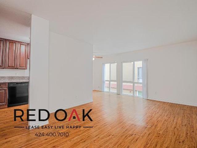 1 Br, 1 bath, Condo 17830 Sherman Way